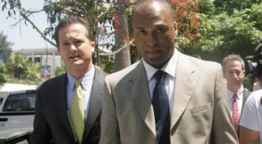 Judge Backs Michael Jackson Lawyer And Friend | cbs8.com